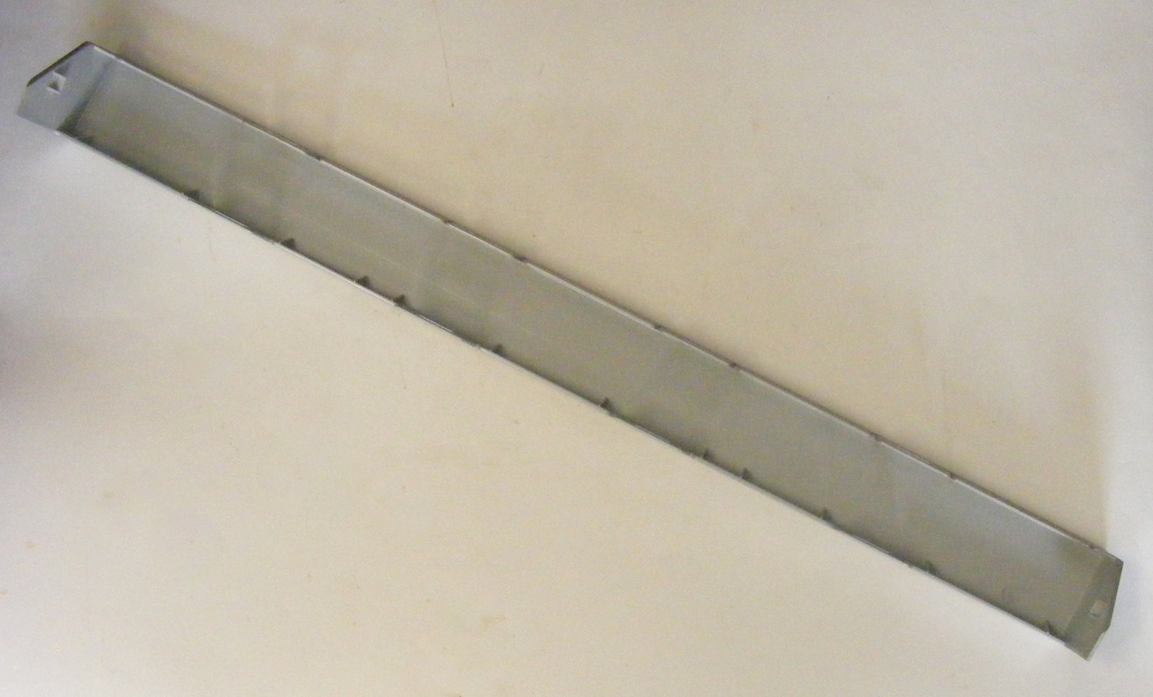 WE12m54 GE Dryer Gray Control Panel Bottom Trim – Good Appliance